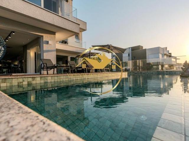 Casa a venda em Curitiba
