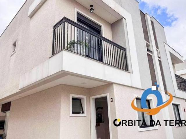 Casa à venda em Curitiba PR, Boqueirão: 3 quartos, 1 suíte, 3 banheiros, 2 vagas, 95m² de área. Conf