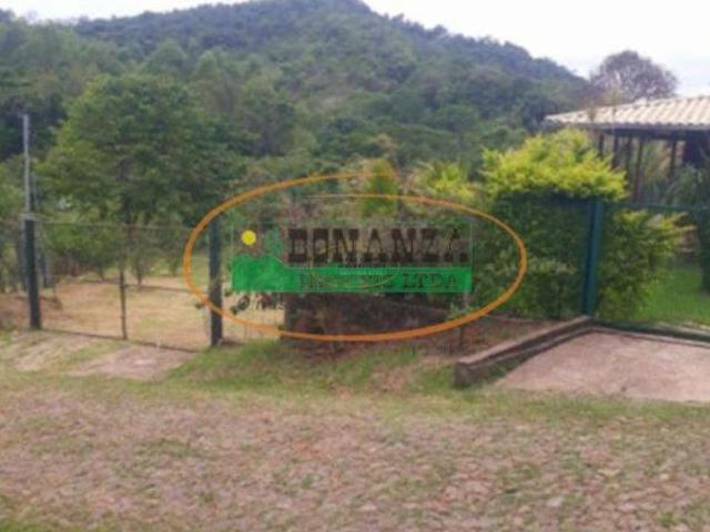 Casa à venda em Amarantina