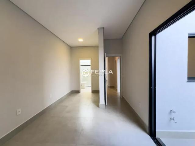Casa à venda em Americana, Parque Universitário, com 3 quartos, com 119.75 m²