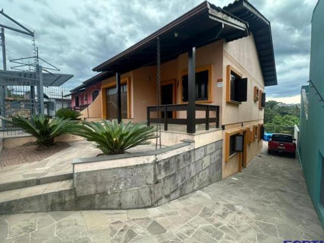 Casa à venda em Ana Rech, Caxias do Sul