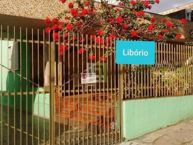 Casa à venda em Anhangabaú