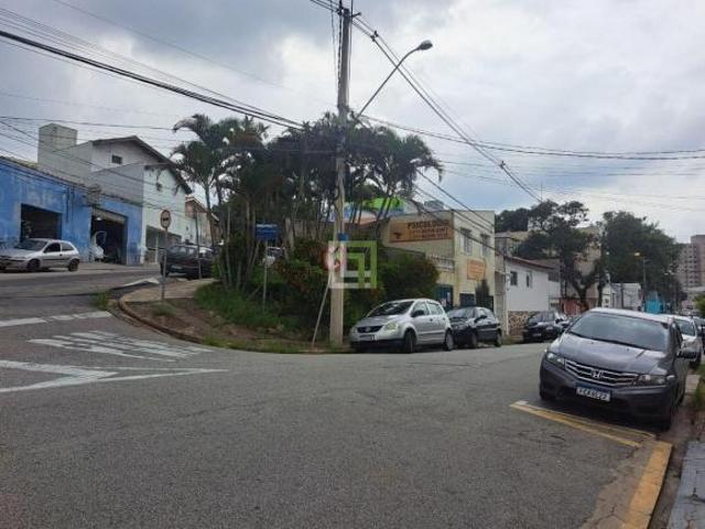 Casa à venda em Anhangabaú