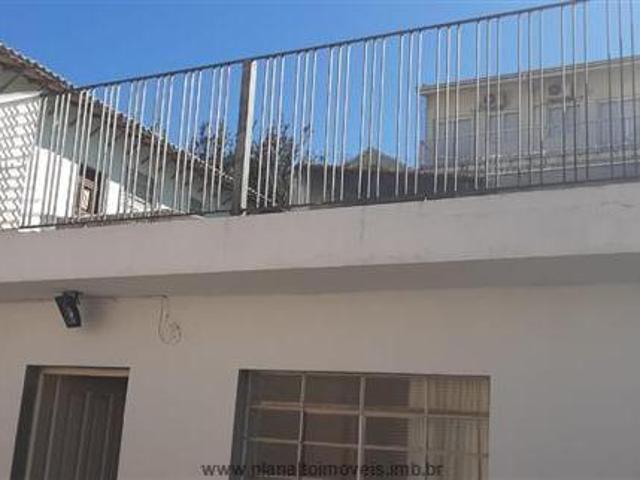 Casa à venda em Anhangabaú