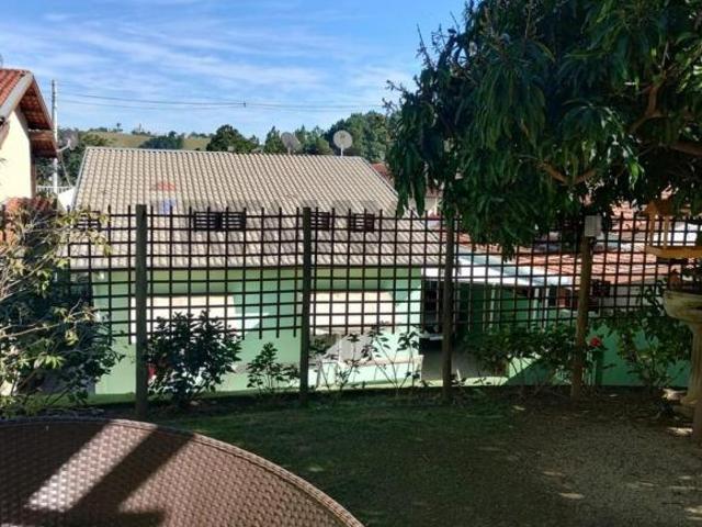 CASA A VENDA EM AGUAS DE LINDOIA COM 88,20 M2 ÁREA CONSTRUÍDA, 460 M2 ÁREA TOTAL,3 DORMITÓRIOS E 6
