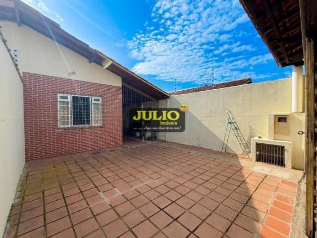 CASA À VENDA EM AGENOR DE CAMPOS – A POUCOS PASSOS DA PRAIA!
