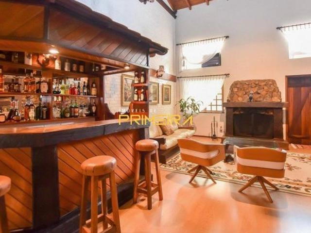 Casa à venda em Ahú