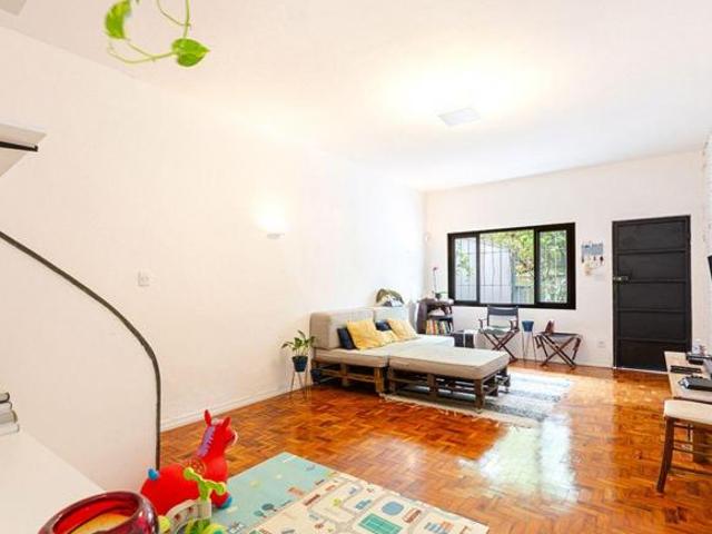 Casa a venda em Alto de Pinheiros