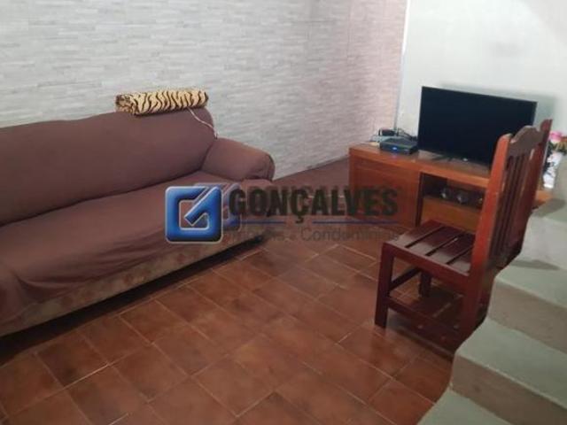 Casa à Venda em Alvarenga, São Bernardo do Campo – 2 Quartos, 2 Vagas,Piso Frio