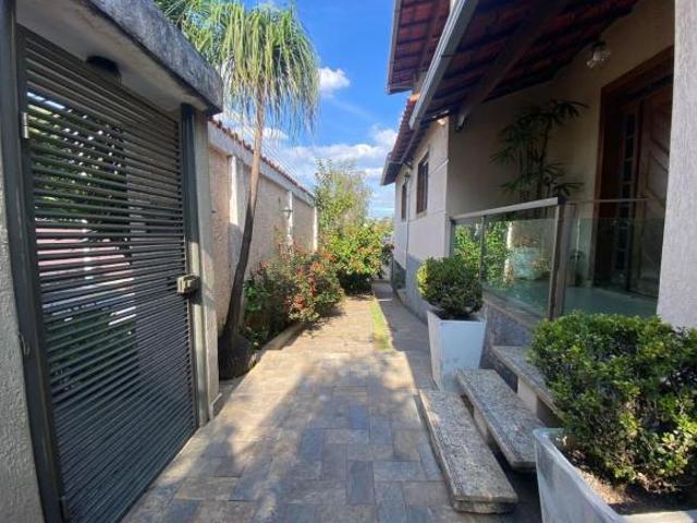 Casa à venda em Álvaro Camargos