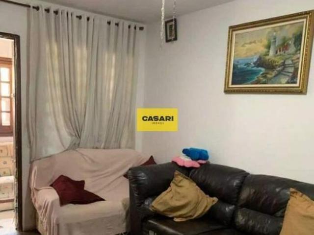 Casa à venda em Alves Dias, São Bernardo do Campo – 3 dormitórios, quintal e duas vagas