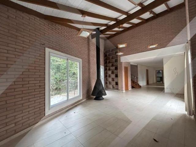 Casa à Venda em Aldeia da Serra