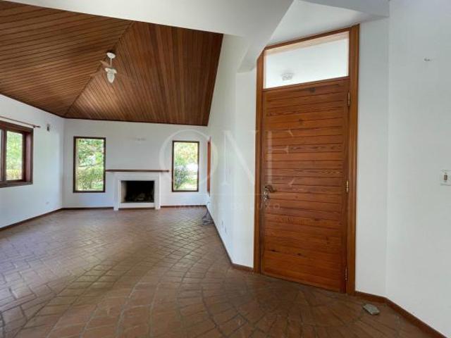 Casa à venda em Aldeia da Serra