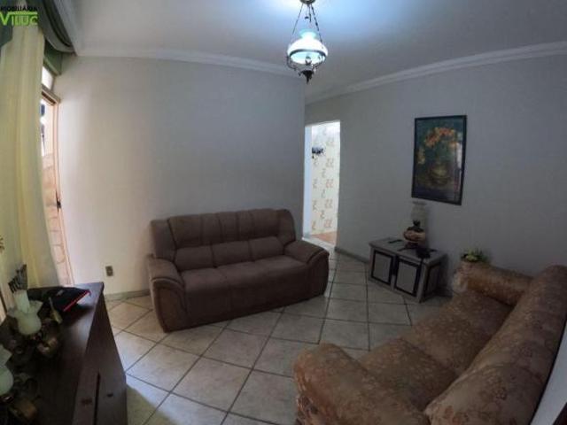 Casa à venda em Alípio de Melo