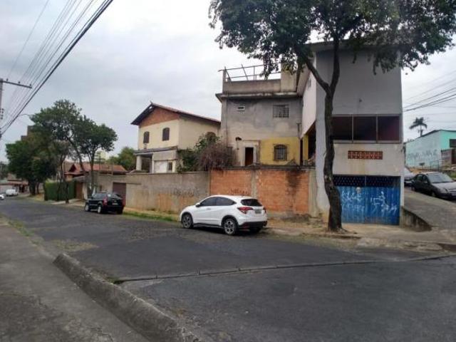 Casa à venda em Alípio de Melo