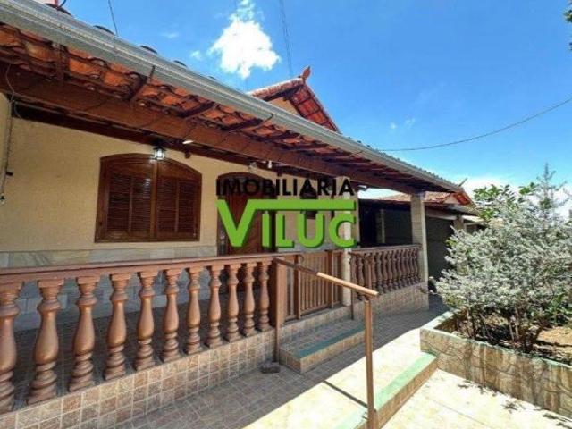 Casa à venda em Alípio de Melo