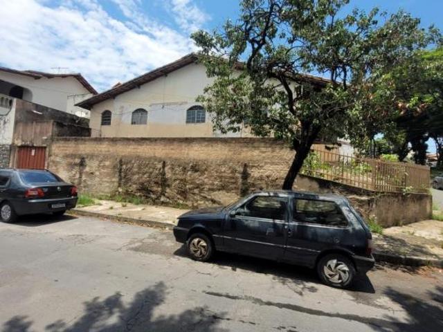 Casa à venda em Alípio de Melo