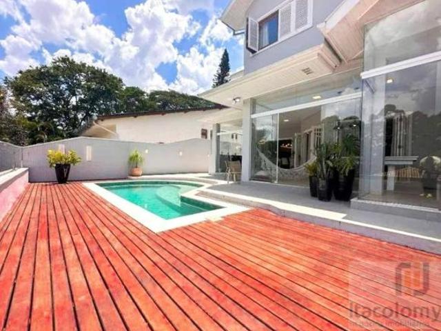 Casa a venda em alphaville