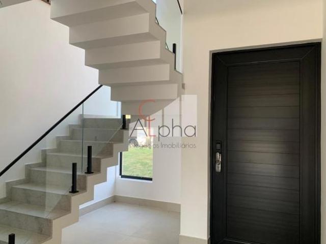 Casa à venda em Alphaville