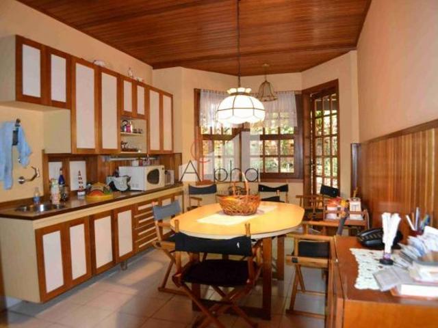 Casa à venda em Alphaville