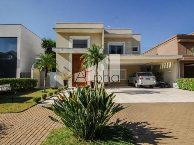 Casa à venda em Alphaville
