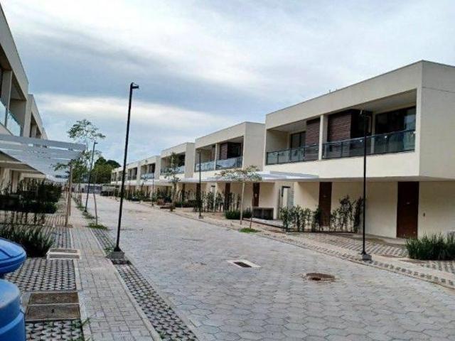 Casa à venda em Alphaville