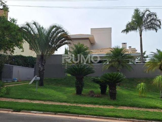 Casa á venda em Alphaville Campinas