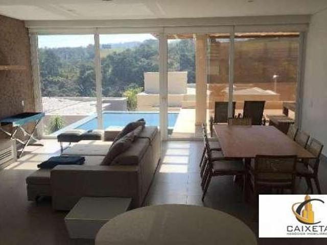 CASA A VENDA EM ALPHAVILLE CONDOMÍNIO BURLE MARX