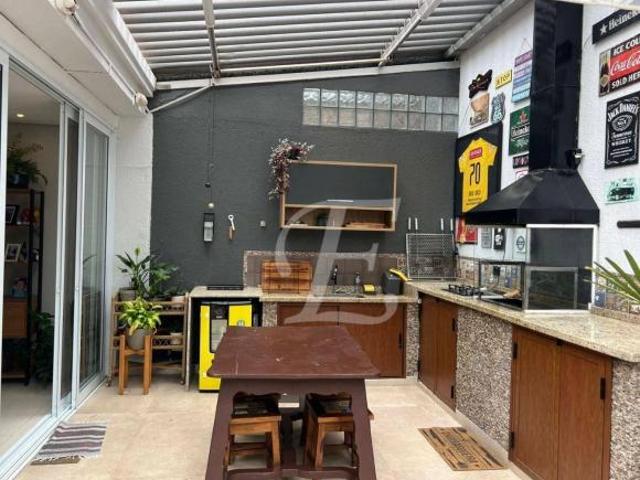 Casa á venda em Alphaville no Residencial Tamboré 4