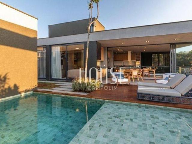 Casa à venda em Alphaville Nova Esplanada, condomínio residencial em Votorantim | 300m² com 4 quarto
