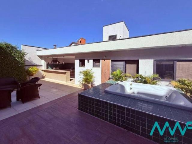Casa a Venda em Alphaville R$2.490.000,00