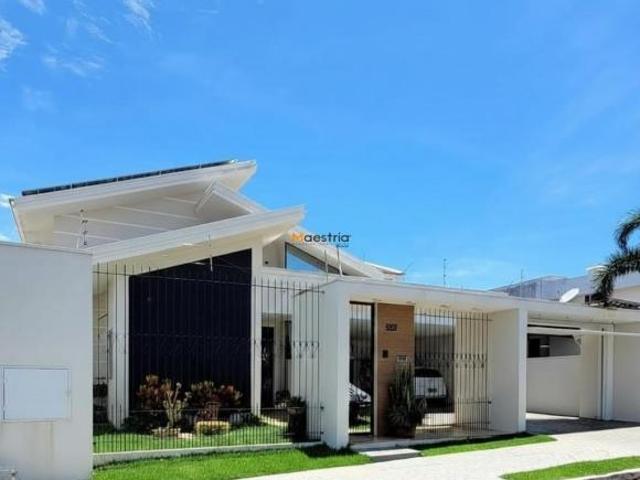 Casa à venda em Alphaville, Sorriso MT – 200m² de área interna, 367,50m² de terreno