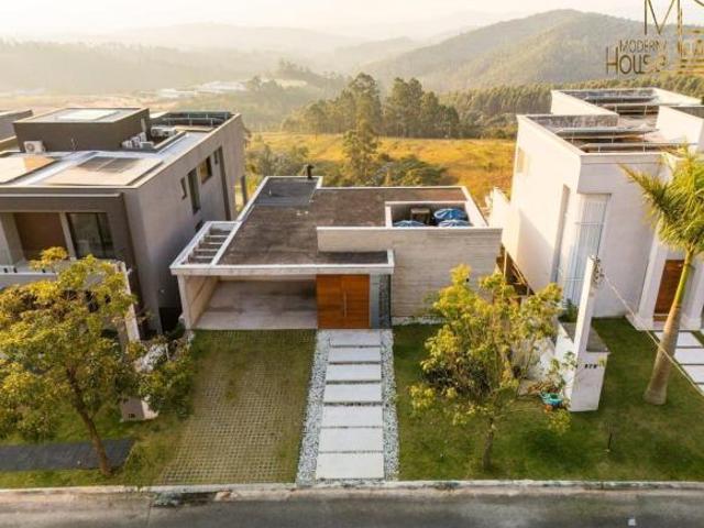 Casa a venda em Alphaville SP