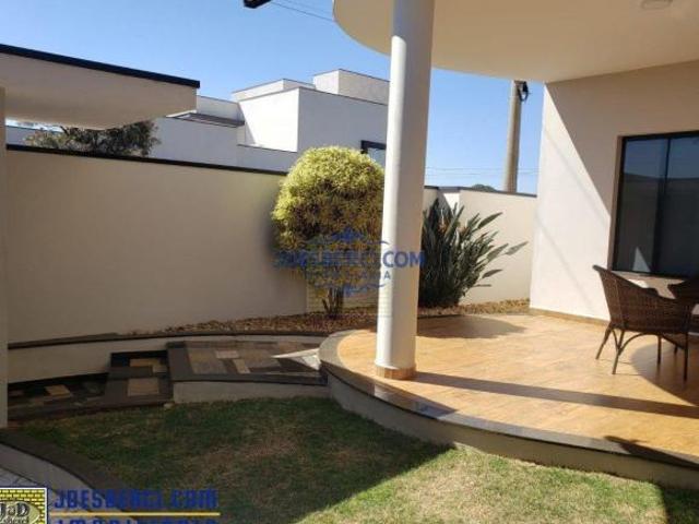 Casa à venda em Artur Nogueira