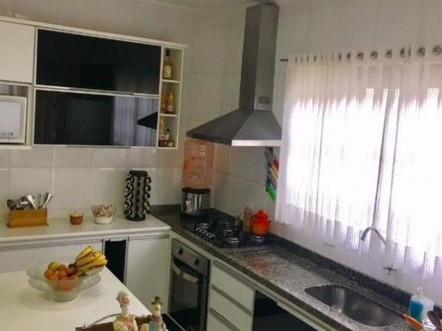 Casa a venda em Arujá