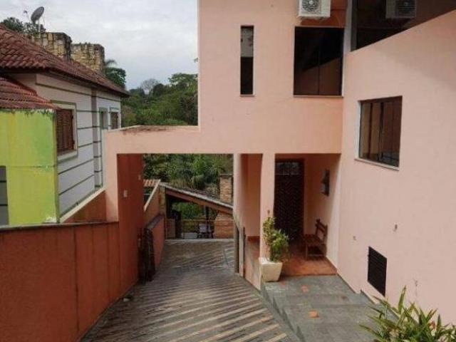 Casa à venda em Arujá