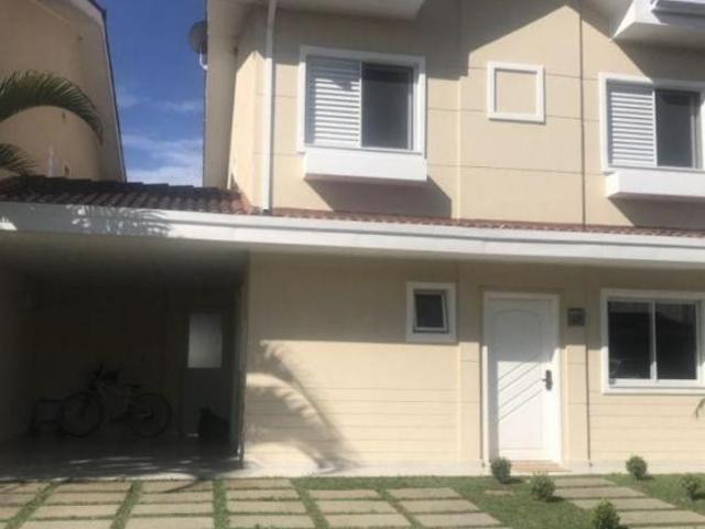 Casa à venda em Arujá