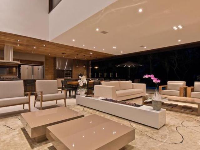 Casa à venda em Araçoiaba da Serra, com 4 suítes, com 442 m², Condomínio Lago Azu