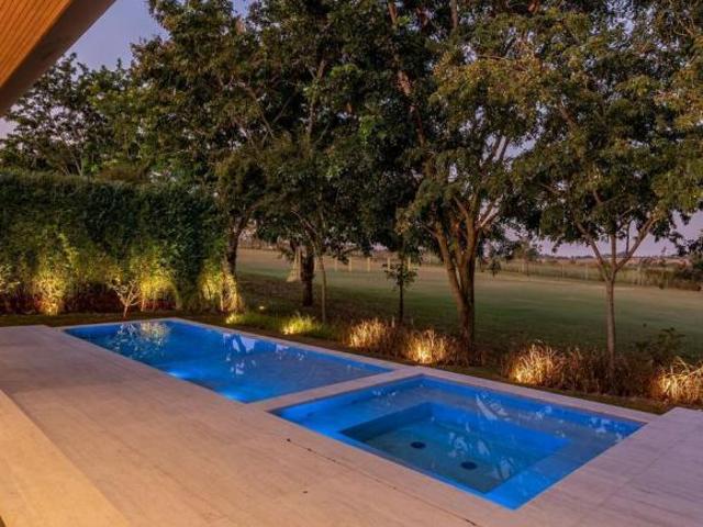 Casa à venda em Araçoiaba da Serra, Condomínio Lago Azul, com 4 suítes, com 462 m²