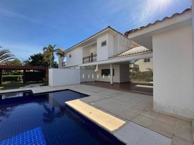 Casa à venda em Araçoiaba da Serra, Condomínio Lago Azul, com 4 suítes, com 640 m²