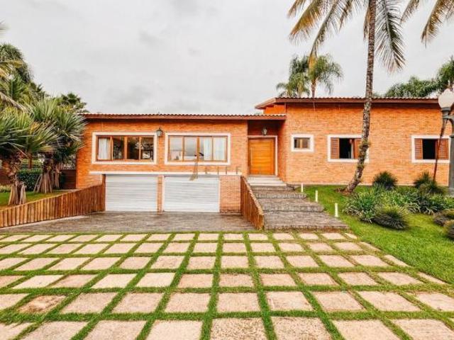 Casa à venda em Araçoiaba da Serra, Condomínio Lago Azul, com 4 suítes, com 747 m²