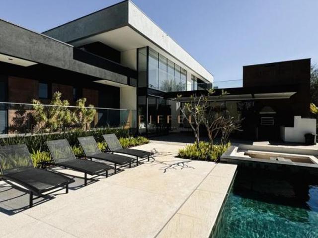 Casa à venda em Araçoiaba da Serra, Condomínio Lago Azul, com 5 suítes, com 470 m²