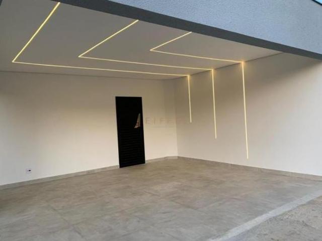 Casa à venda em Araçoiaba da Serra, Condomínio Village Ipanema, com 3 suítes, com 250 m²