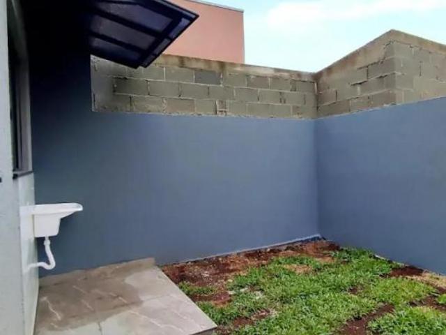 Casa à Venda em Araucária | 2 Quartos | Terreno Amplo | Excelente Localização