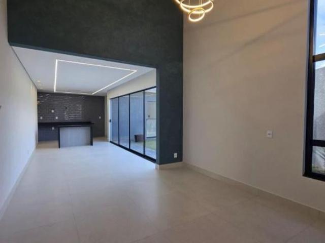 Casa a venda em Arniqueiras. proximo Park Way, qd 4
