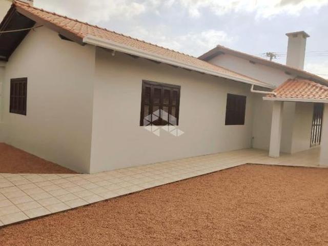 Casa à venda em Arroio Teixeira, Capão da Canoa