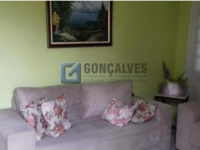 Casa à venda em Assunção, São Bernardo do Campo – 2 quartos, 3 vagas, terreno 244m²