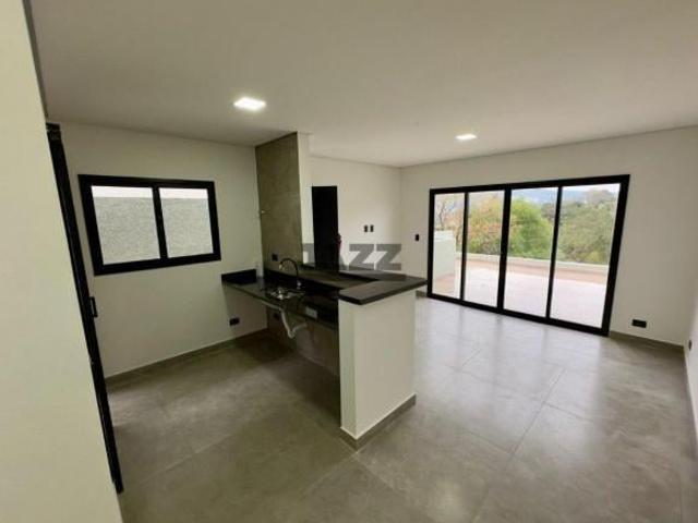 Casa à venda em Atibaia, Jardim dos Pinheiros