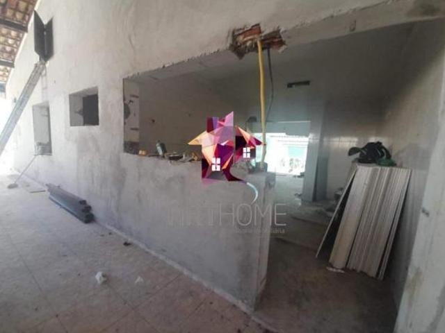 Casa à venda em Atibaia Jardim Paulista com 3 quartos, 2 suítes e piscina