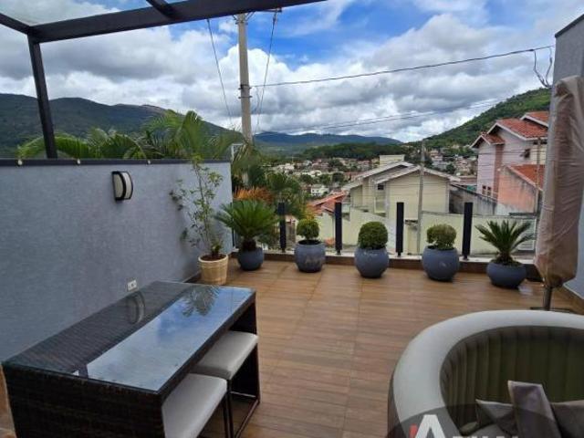 Casa a venda em Atibaia próximo da Lucas valor 950,000,00